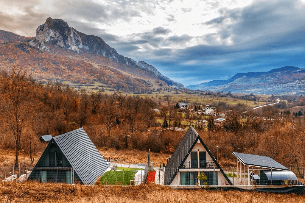 Black & White Panoramic - Cabane A-Frame de Lux în Rimetea, Alba